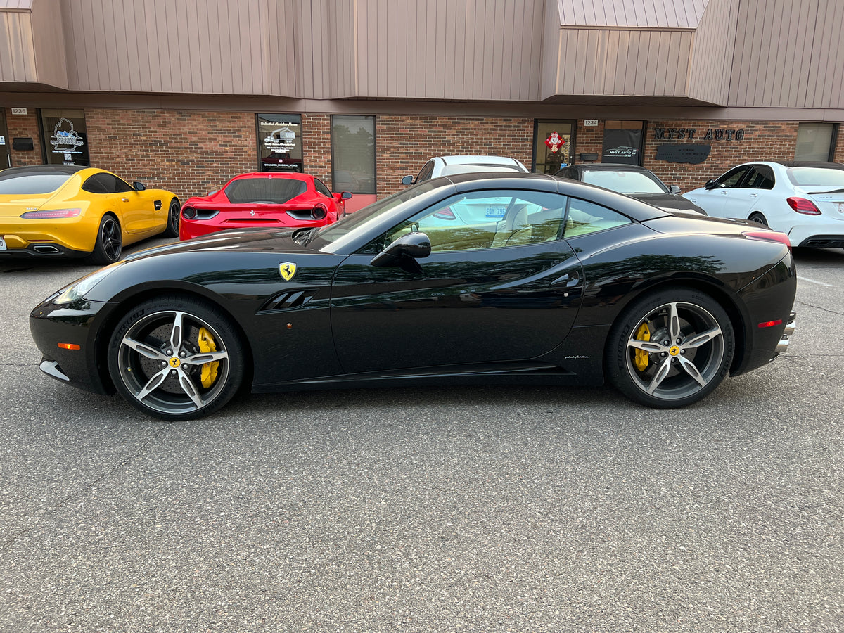2014 Ferrari California 2D Convertible – MYST SCC